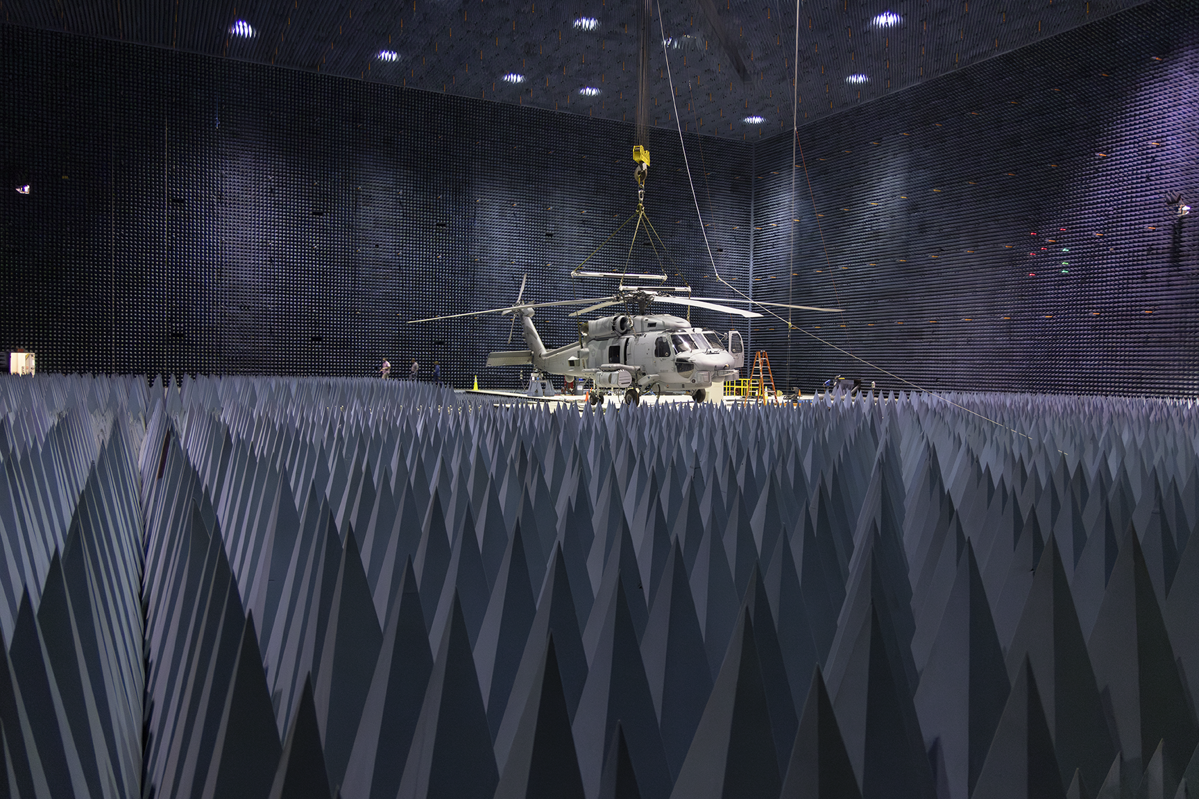 Lockheed Martin testa sistema de guerra eletrônica transportado por ...