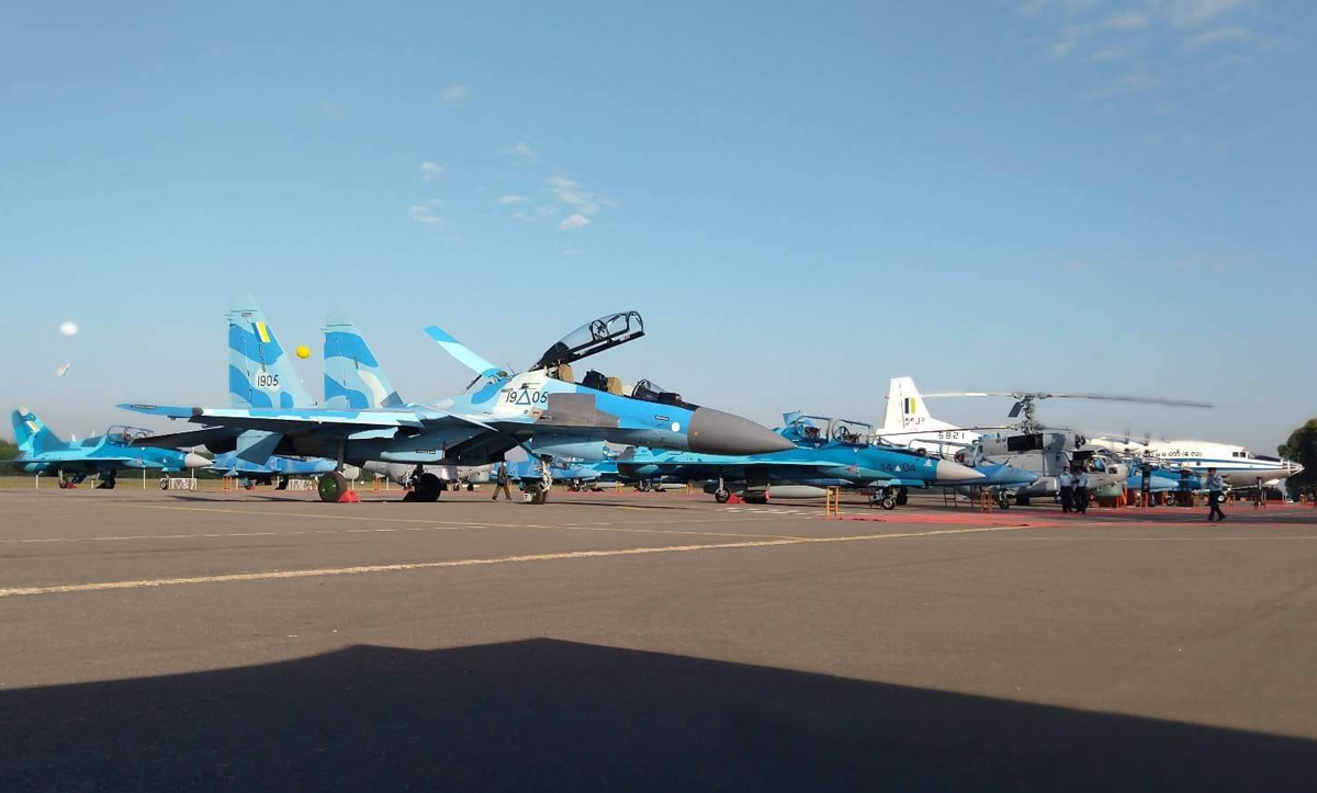 Mianmar coloca em operação novos jatos russos Su-30SME – Cavok Brasil