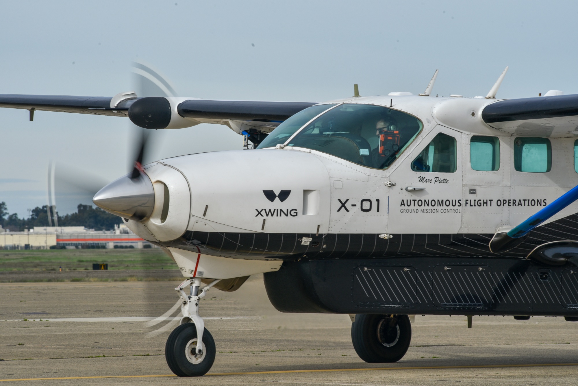 VÍDEO: Cessna 208B Grand Caravan demonstra voo autônomo com tecnologia ...