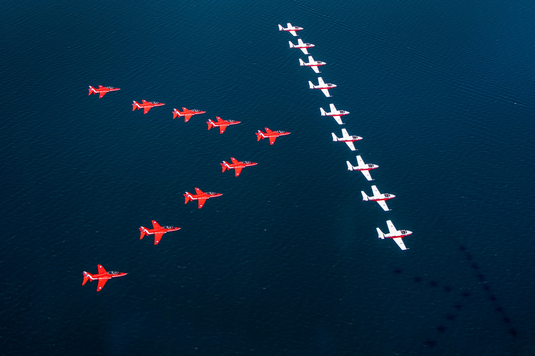 Red Arrows lança planos para a 60ª Temporada Diamante, com shows no ...