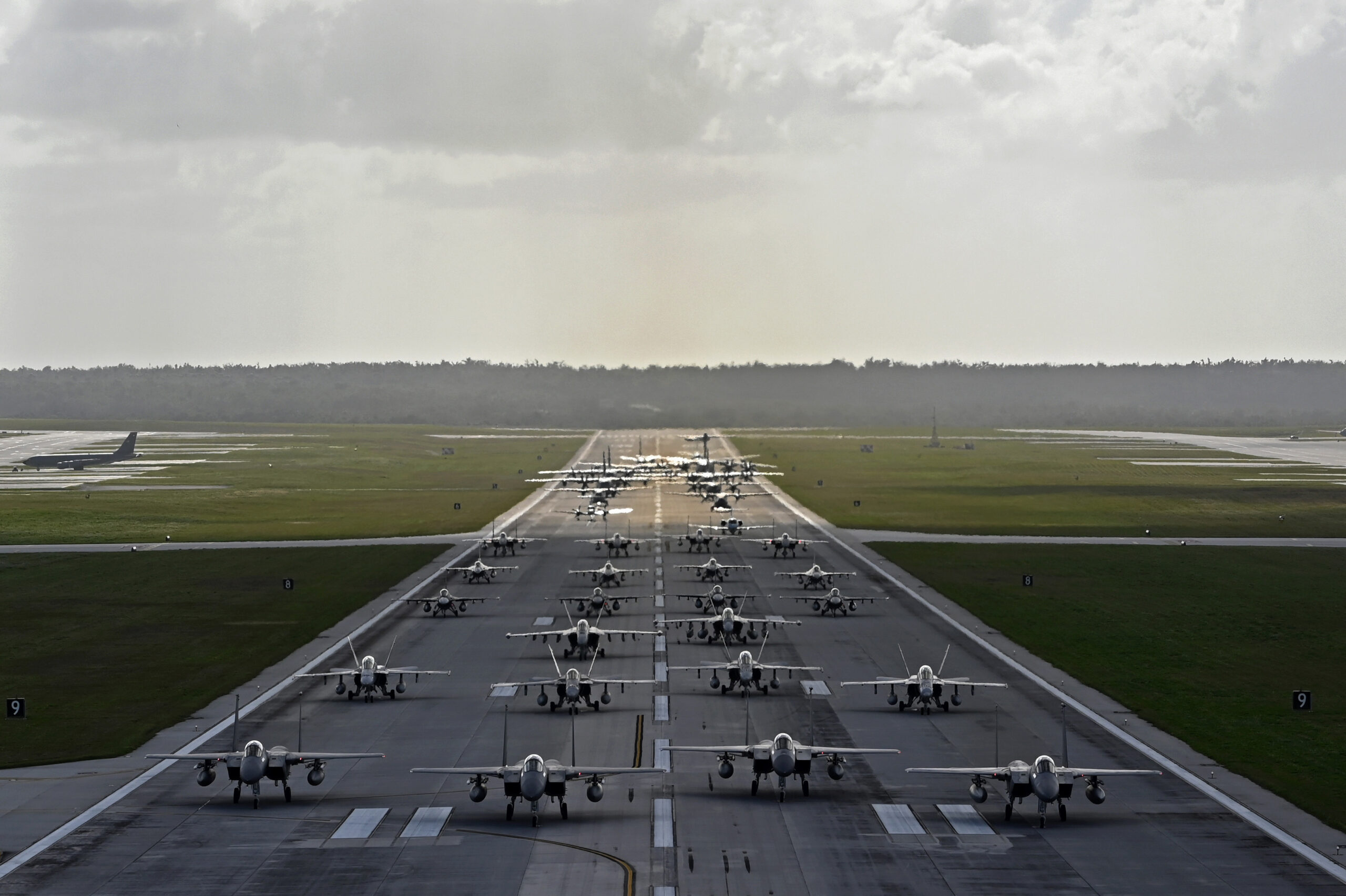IMAGENS: Cope North 24 inicia em Guam com impressionante Elephant Walk ...