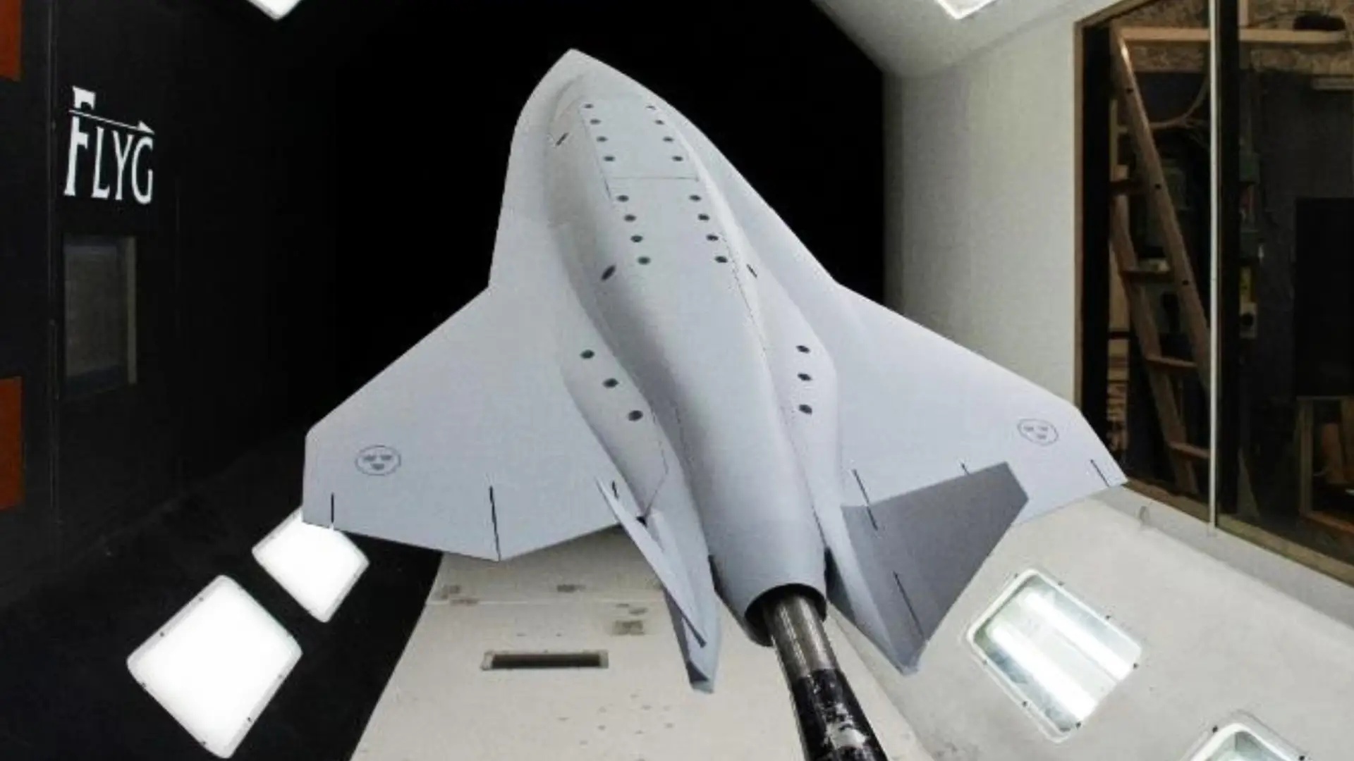 Saab apresenta seu conceito de drone supersônico ‘Loyal Wingman ...