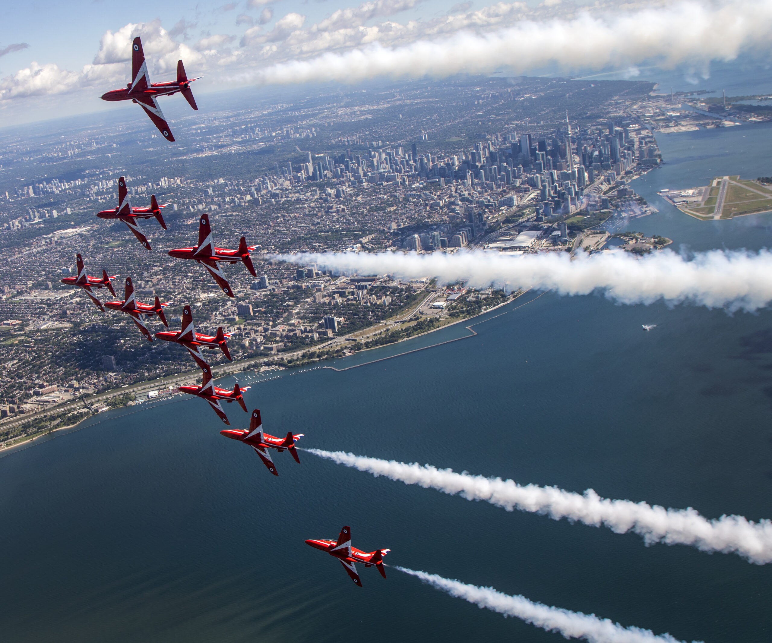 Red Arrows lança planos para a 60ª Temporada Diamante, com shows no ...