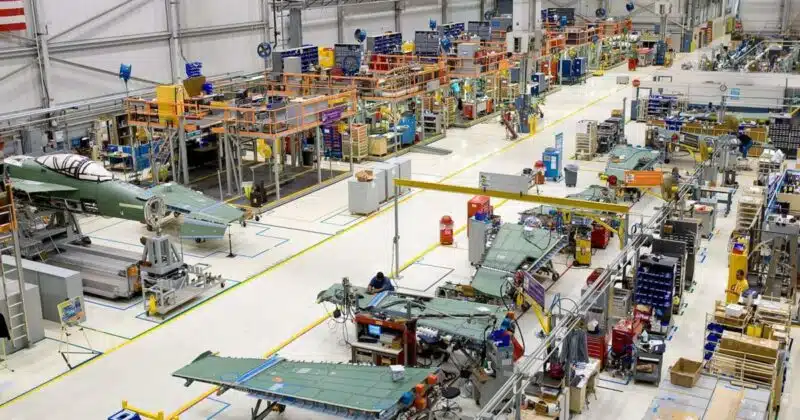 Boeing adquire fábrica da GKN em St. Louis, resolvendo problema no ...