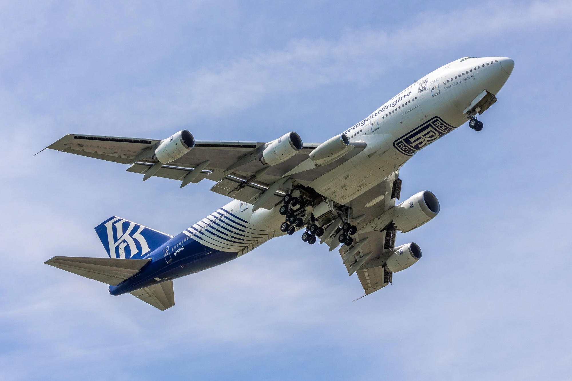 IMAGENS: Rolls-Royce inicia os testes em voo do motor para o jato ...