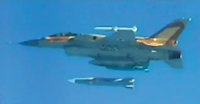 IAI revela o Air LORA, novo míssil balístico de longo alcance lançado ...