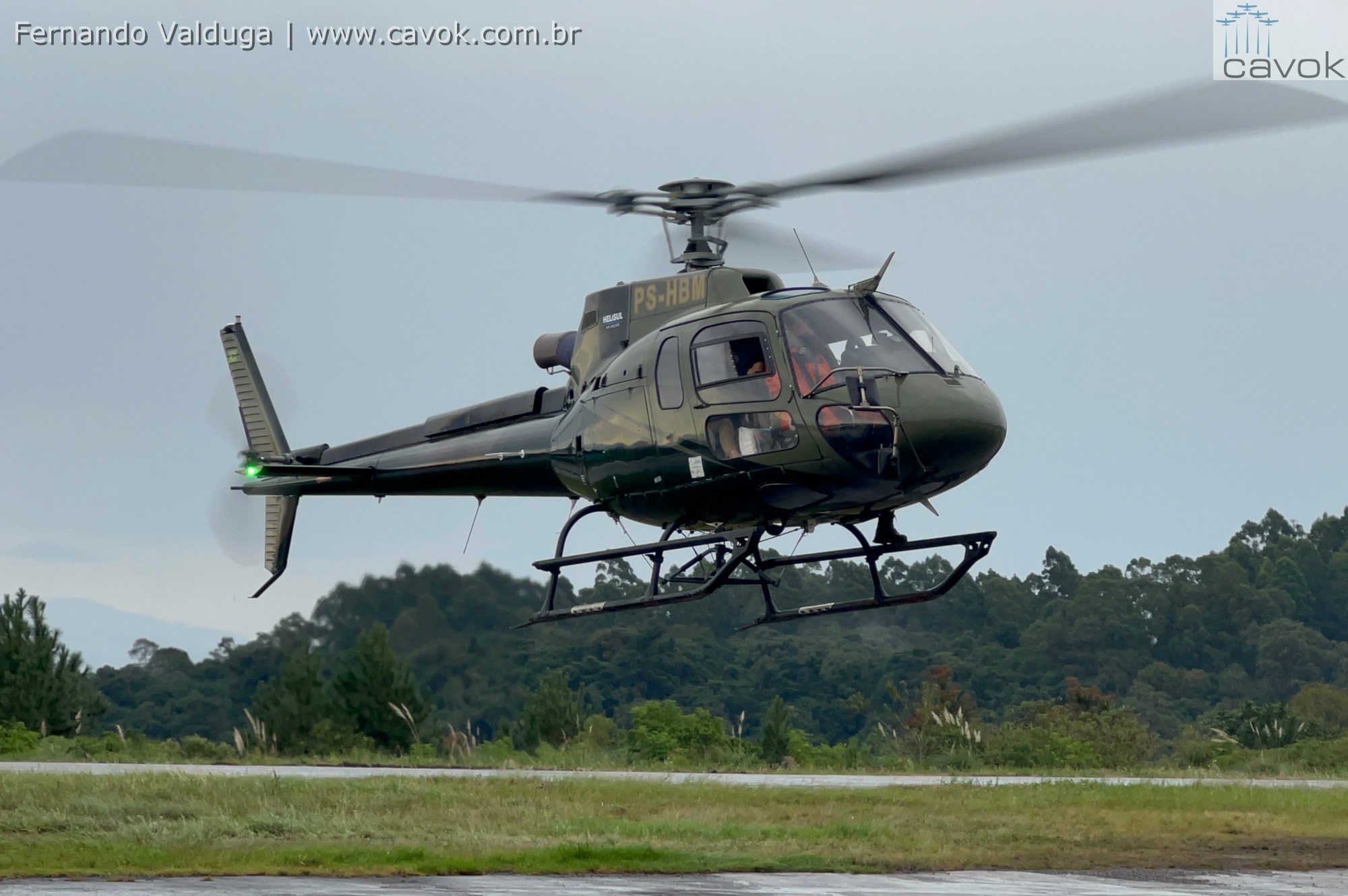 IMAGENS: 50 anos do icônico helicóptero AS350/H125 – Cavok Brasil
