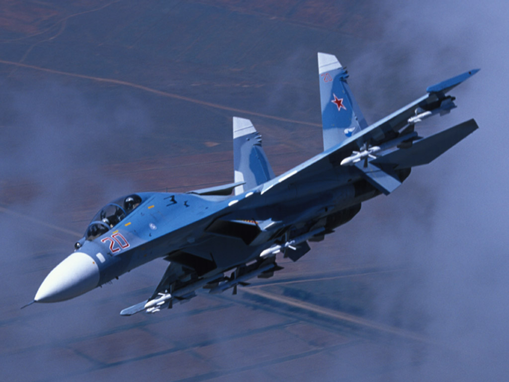 Top Aces revela primeiro F-16 com esquema Flanker Blue – Cavok Brasil
