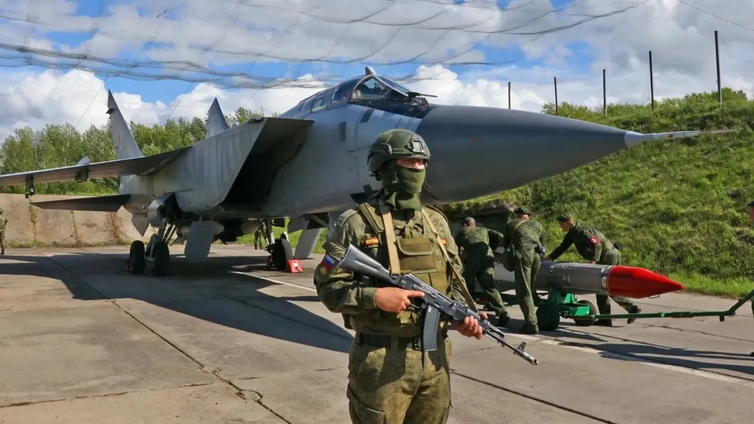 Interceptador MiG-31 russo armado com mísseis ar-ar nucleares? – Cavok ...