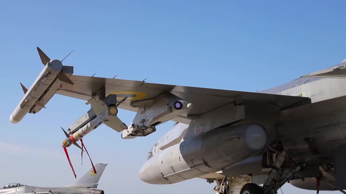 Caças F-16 da Ucrânia registram seus primeiros abates aéreos – Cavok Brasil