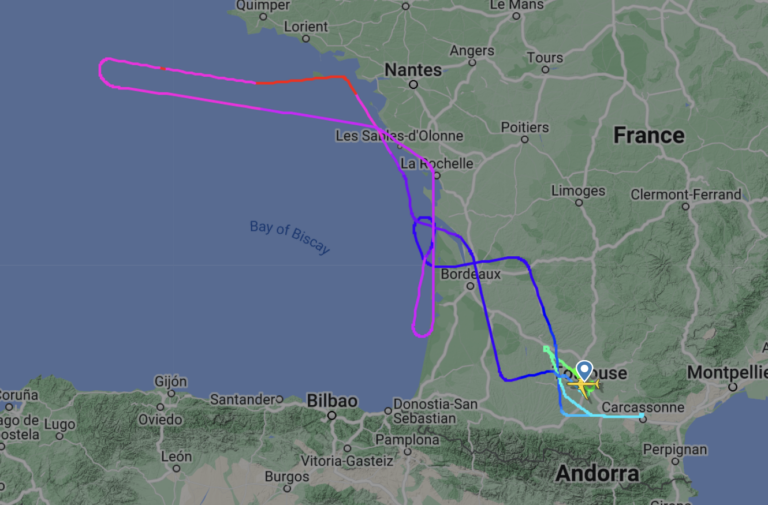 VÍDEO: Voo inaugural do primeiro Airbus A350-900 da Emirates – Cavok Brasil