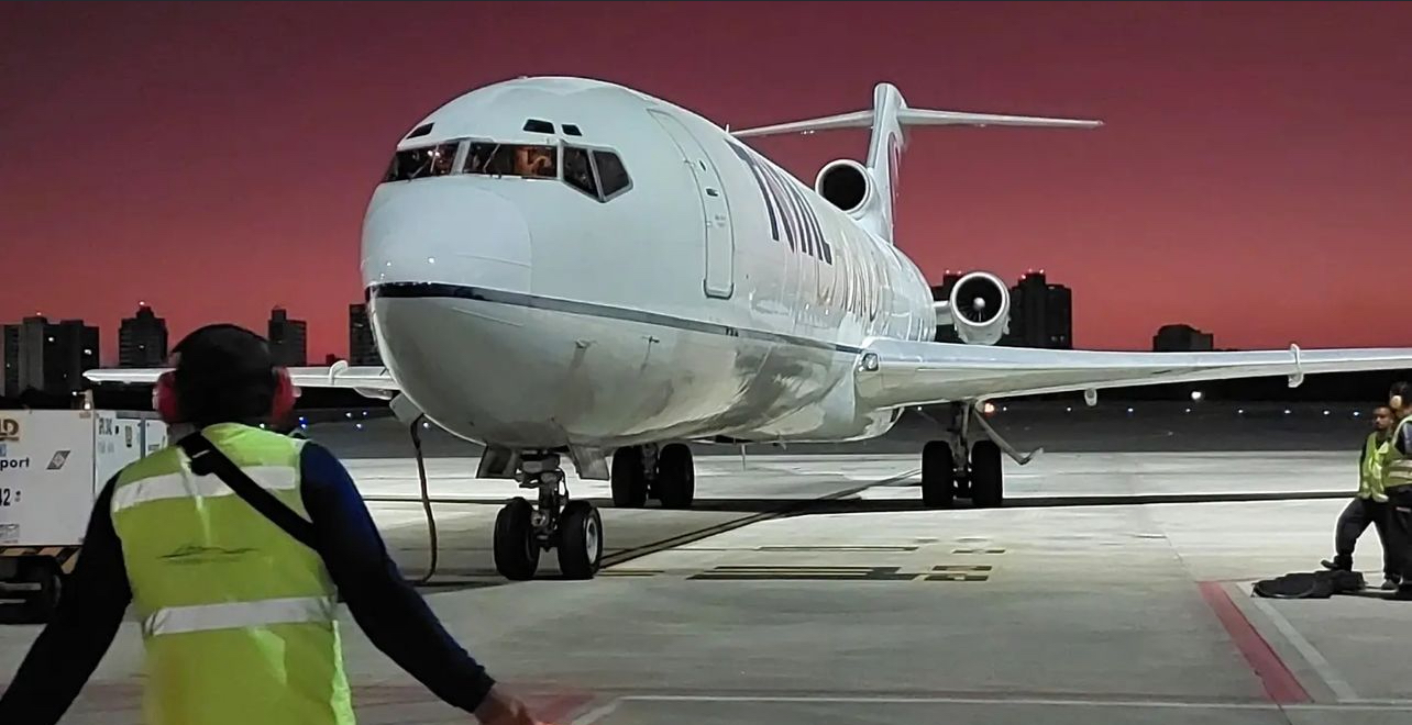 Após 54 anos, icônico jato Boeing 727 deixa de operar no Brasil