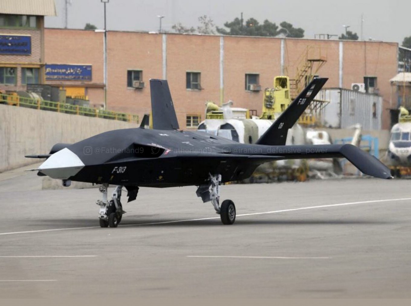 Irã “converteu” seu “caça furtivo” Qaher F-313 em um “drone de caça” e ...