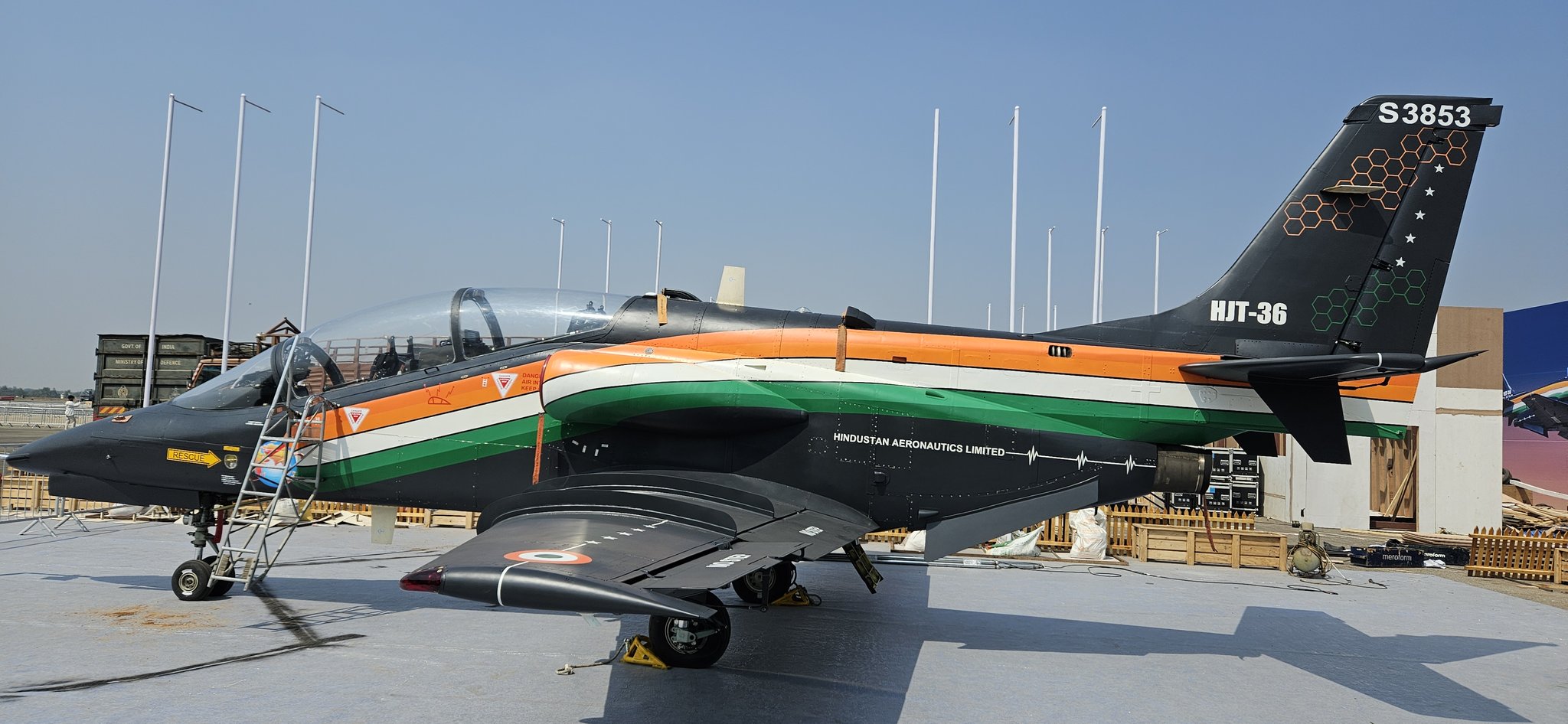 HAL revela o HJT atualizado ‘Yashas’ no Aero India 2025 – Cavok Brasil