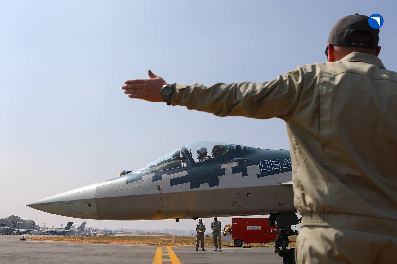 VÍDEO: Piloto russo diz que cena de dogfight em filme “Top Gun ...