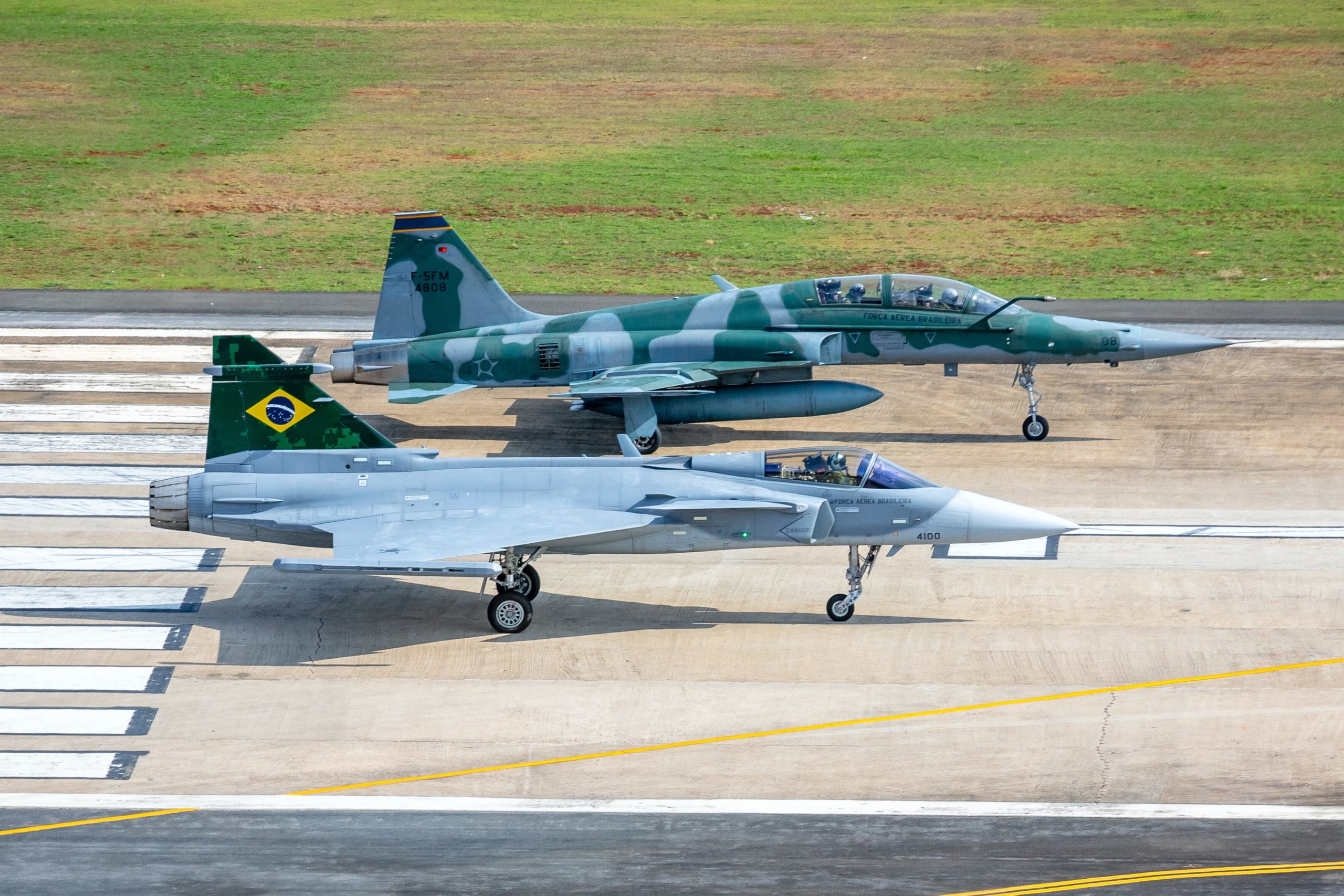 HISTÓRIA: 50 anos dos primeiros caças F-5 na FAB