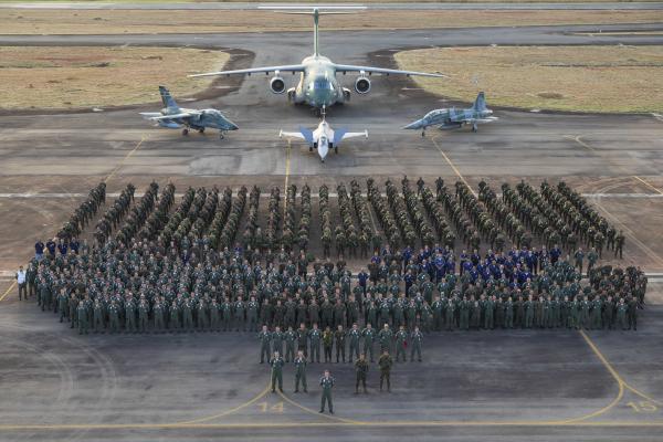 FAB realiza Exercício Operacional AIRLIFT-COMAO na Base Aérea de ...