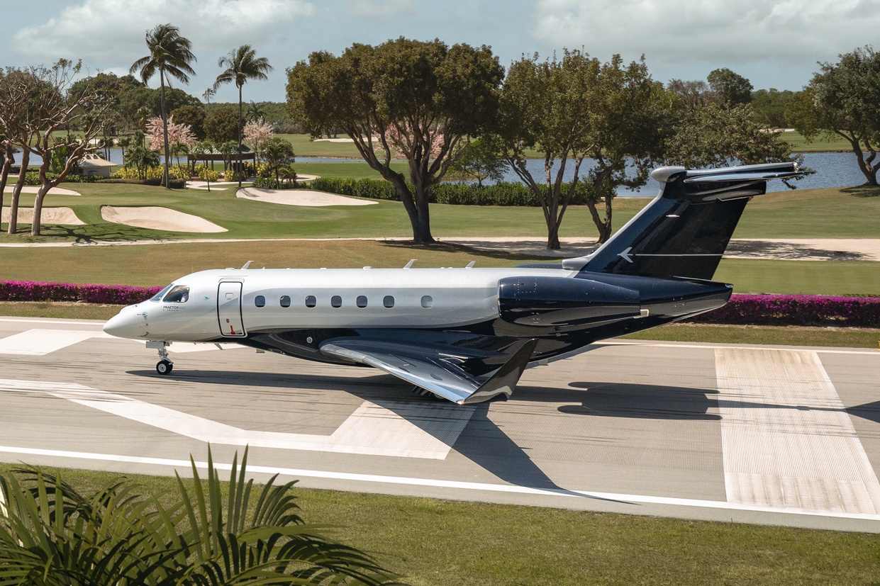 Embraer apresenta Phenom 300E e Praetor 600 no Catarina Aviation Show ...