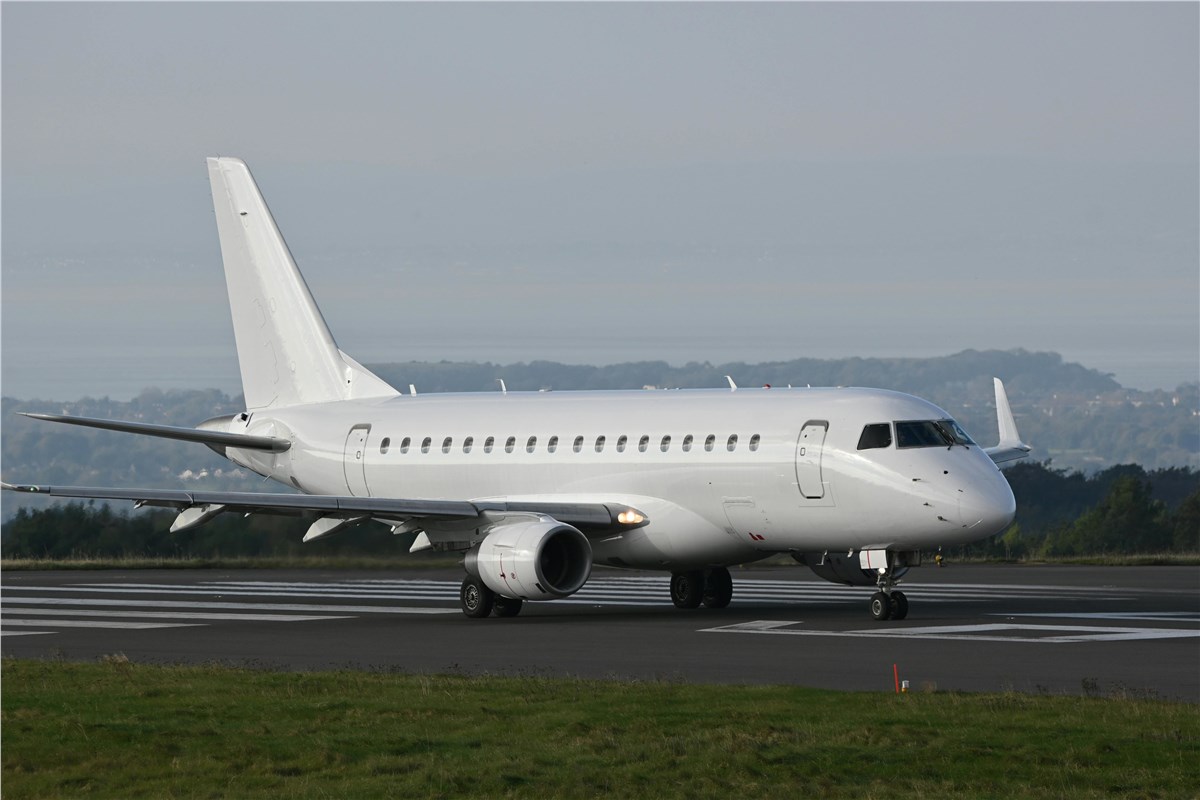 Embraer E175 ganha sistema eTaxi Zero Engine – Cavok Brasil