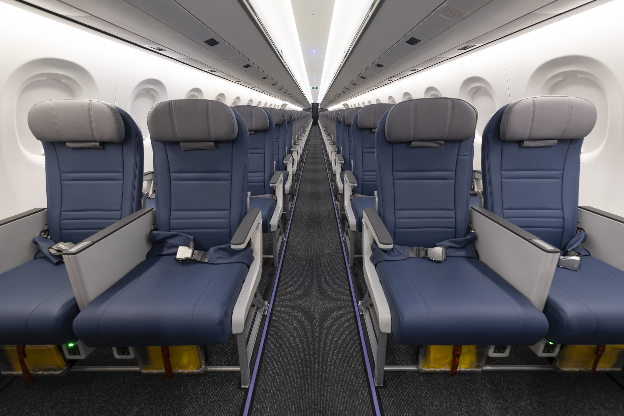 Embraer entrega o primeiro jato E195-E2 para a companhia aérea Mexicana ...