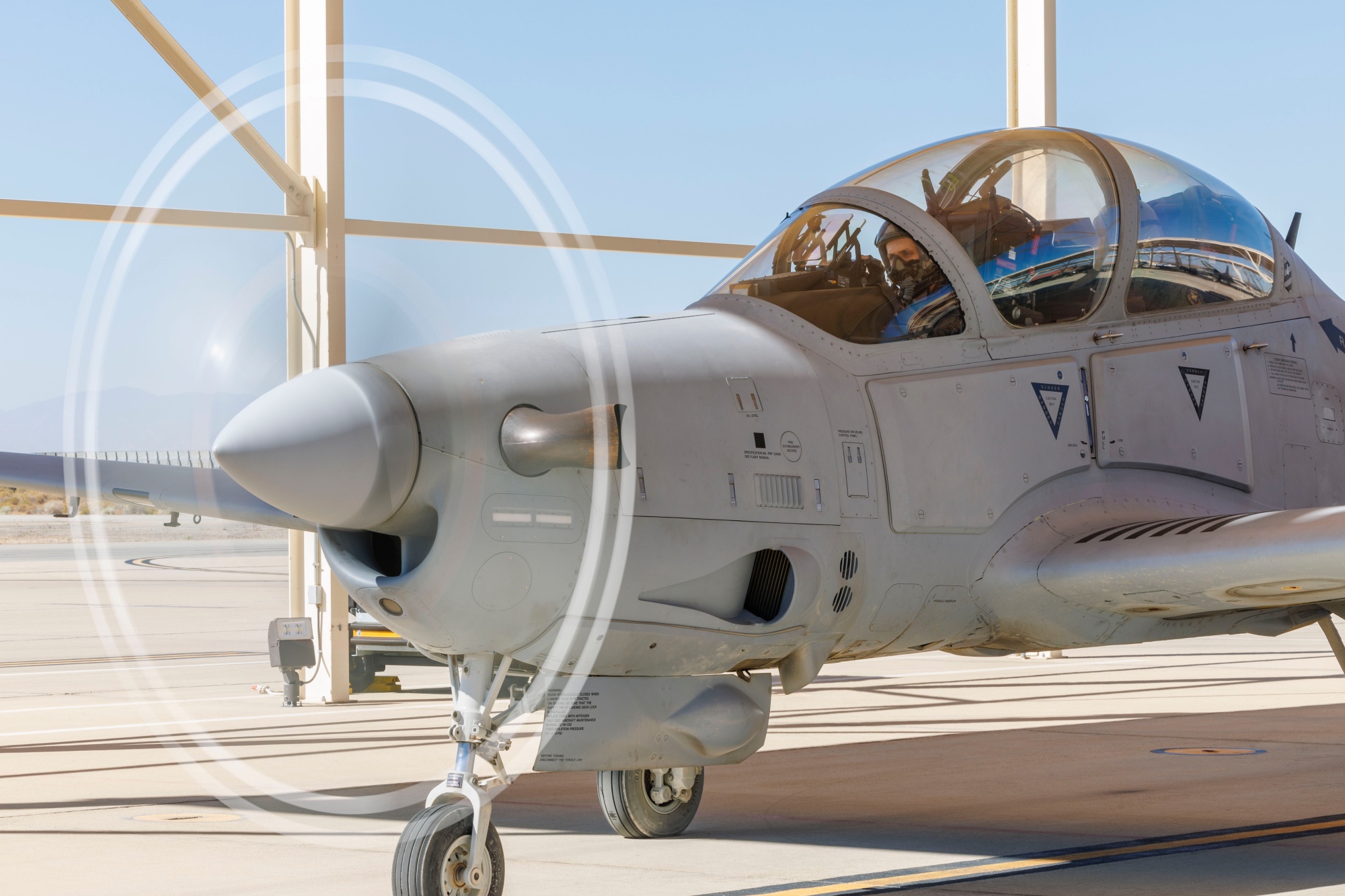 IMAGENS: USAF integra oficialmente o A-29C Super Tucano à sua Escola de ...
