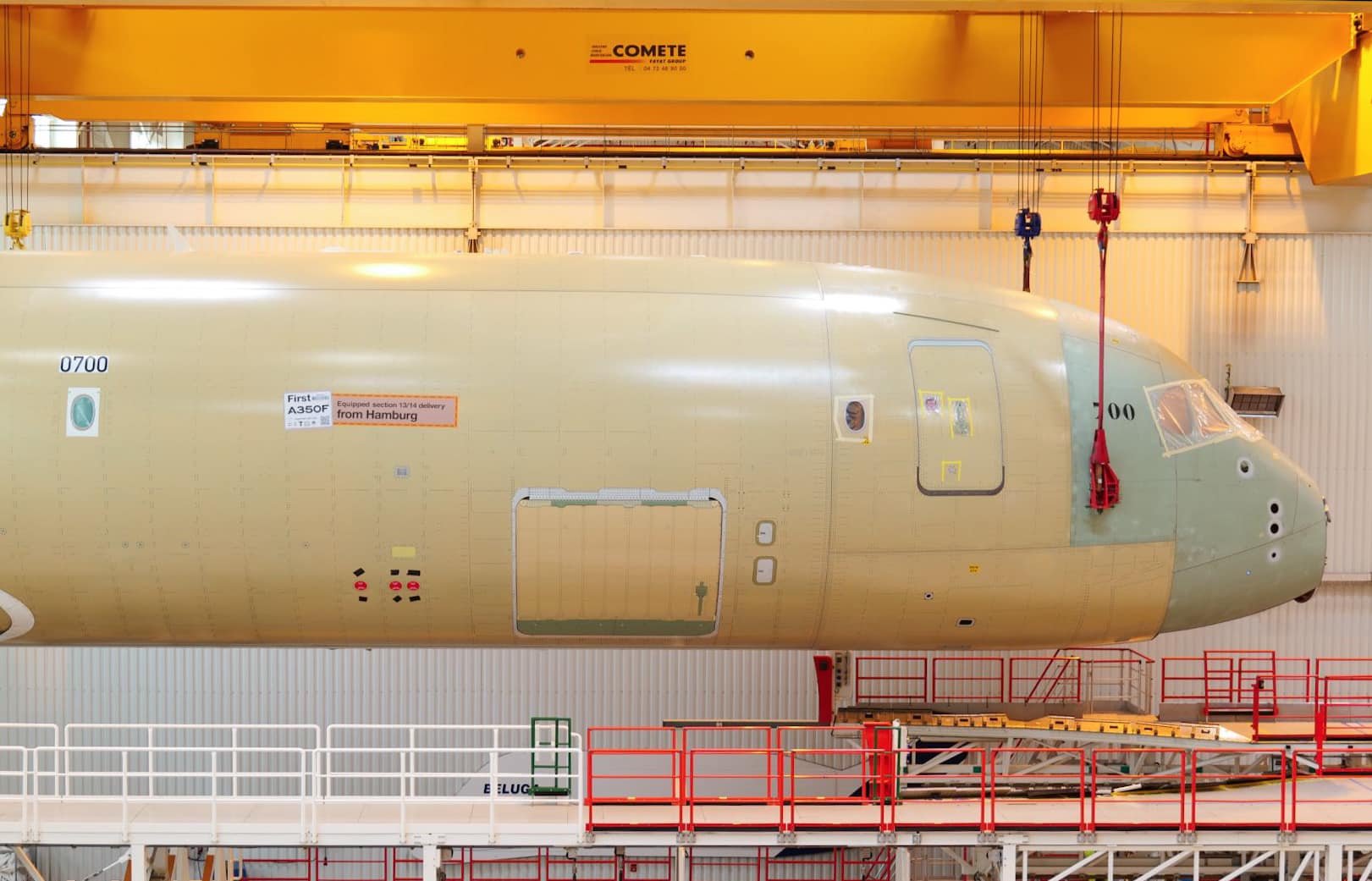 IMAGENS: Airbus recebe primeiras seções da fuselagem do A350F na sua ...