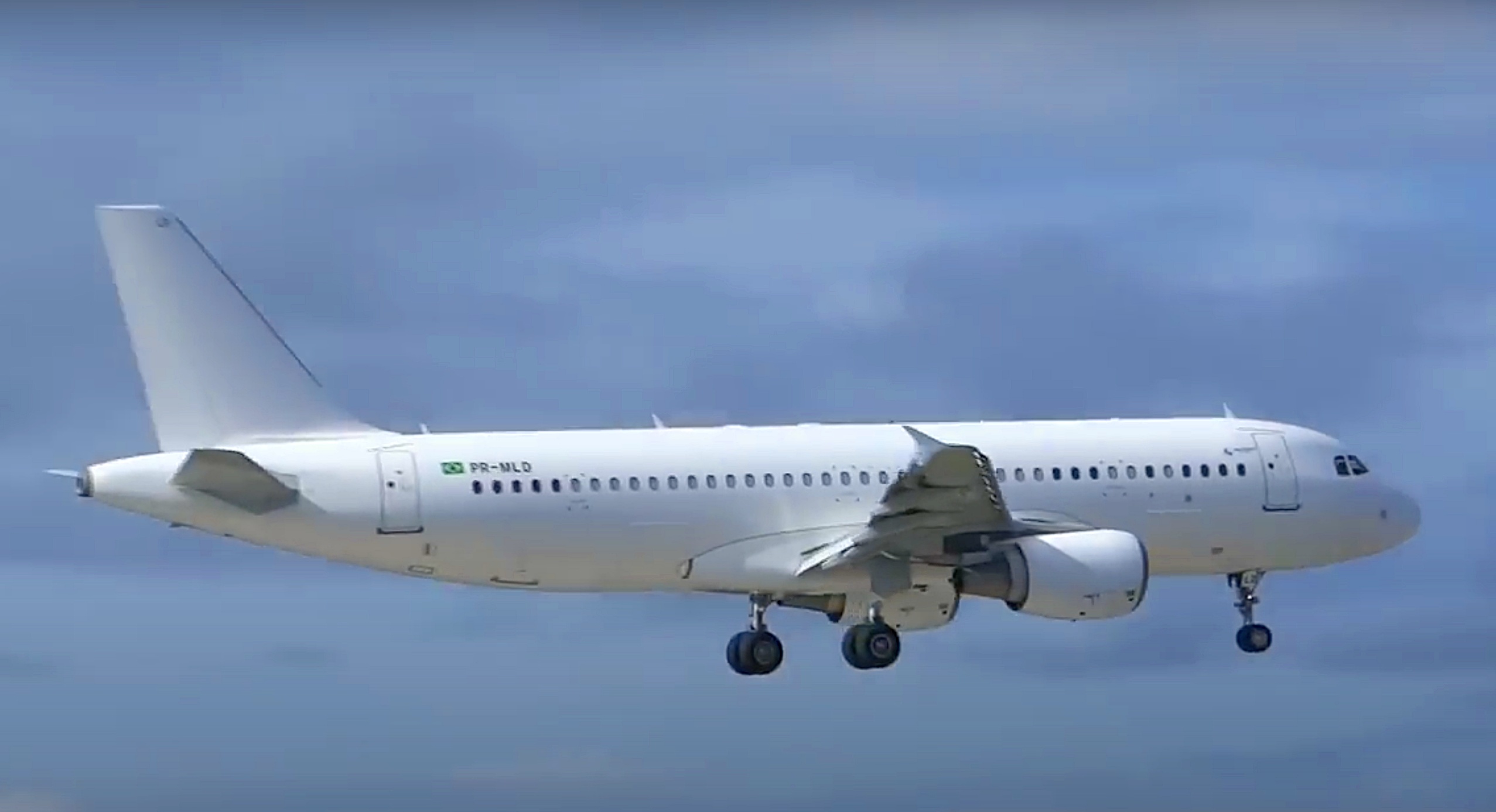 Avion Express Brasil realiza seu primeiro voo comercial e marca estreia ...