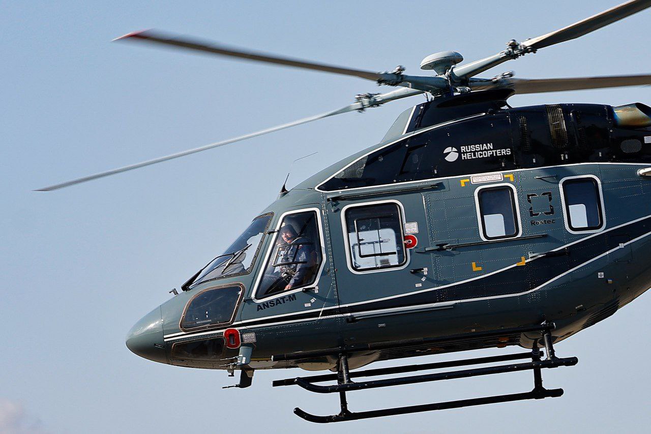 IMAGENS: Helicóptero Ansat realiza primeiro voo com motor russo VK-650V ...