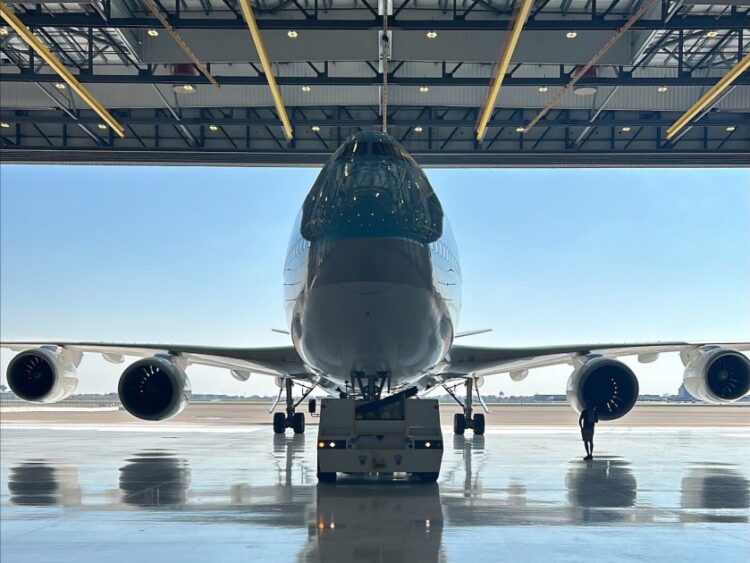 EUA iniciam testes em voo do novo “avião do Juízo Final” E-4C SAOC ...