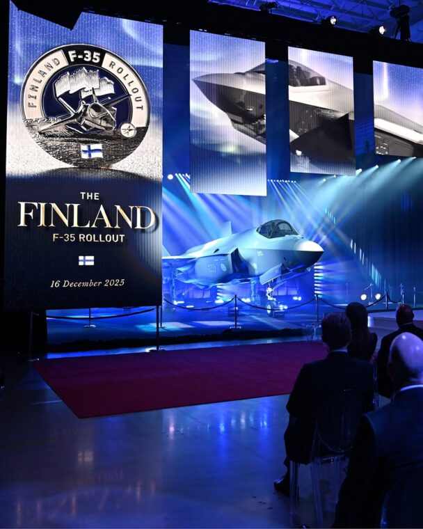 IMAGENS: Finlândia apresenta seu primeiro F-35A Lightning II e avança ...