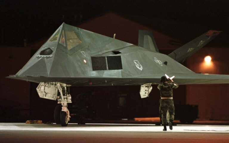 USAF manterá F-117 Nighthawk em voo até 2034 e prolonga legado do ...