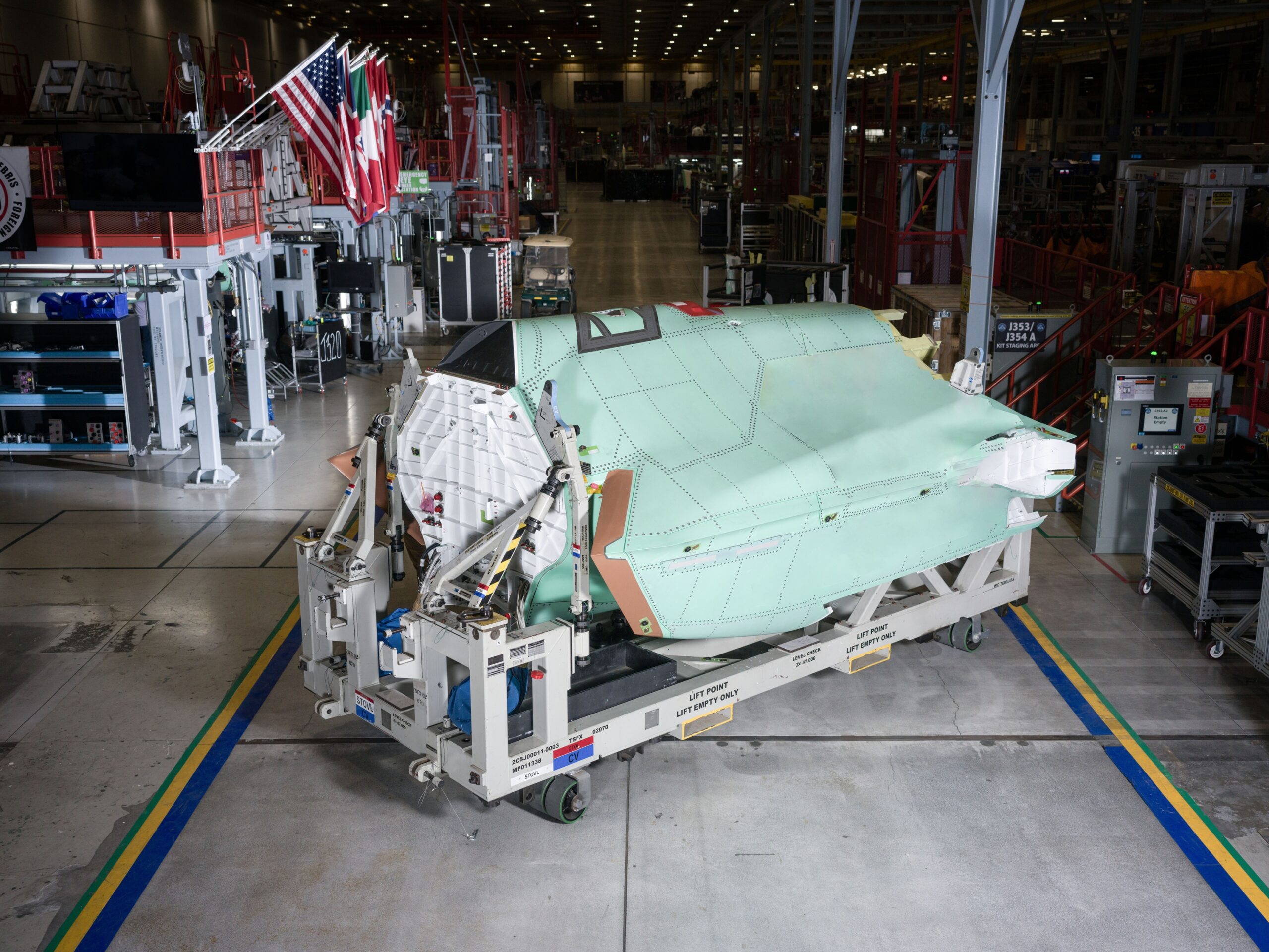 Northrop Grumman entrega a 1.500ª fuselagem central do F-35 e reforça ...